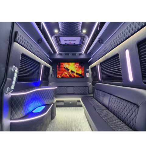 What’s the Best Way to Transport Wedding Guests Between Venues on Long ...